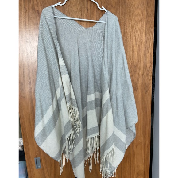 Mango | Accessories | Mng Mango Poncho Wrap | Poshmark